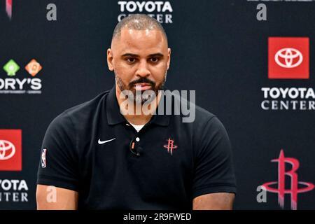 Houston Rockets head coach Ime Udoka speaks during an NBA basketball ...