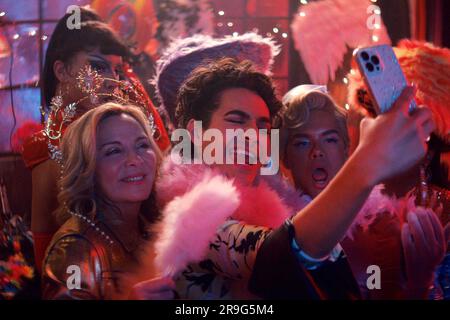 GLAMOROUS, from left: Kim Cattrall, Jade Payton, 'We Are at Capacity ...