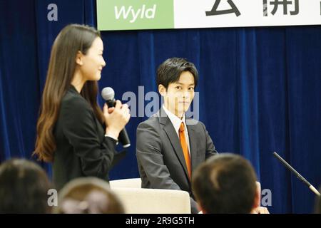 LET'S GET DIVORCED, from left: Tori Matsuzaka, Riisa Naka, (Season 1 ...