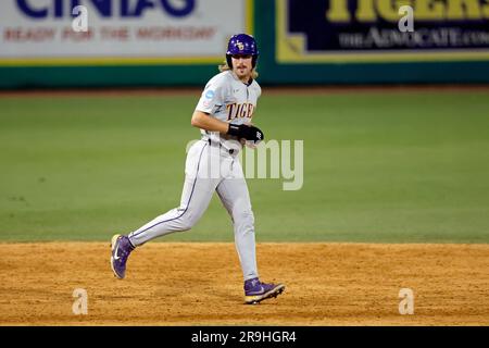 LSU outfielder Paxton Kling (28) warms up before an NCAA college ...