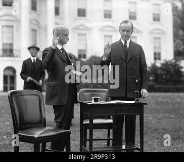 President Coolidge voting by mail in the 1928 Presidential election ...
