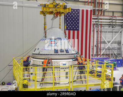 Boeing CFT Crew Module Mate to Service Module. The Starliner team ...