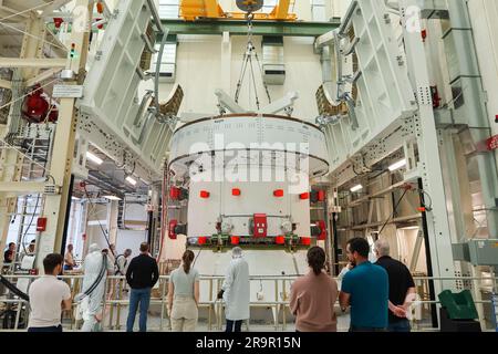 Artemis II SM Move to Fast Cell. A view looking up from beneath the ...