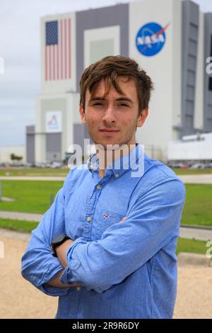 Jonah Saunders, Electrical Engineering Pathways Intern, poses in front ...