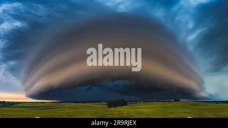 Angry supercell storm influenced by Climate change. Dangerous storm ...