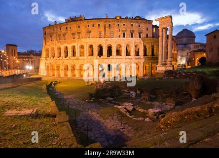 The ancient theater Marcello, night view. Rome, Italy Stock Photo - Alamy