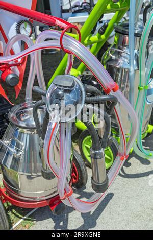 Mobile Milking Machine Stock Photo - Alamy