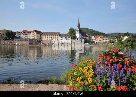 View of Neckargemünd waterfront with Neckar, Neckar valley, Baden ...