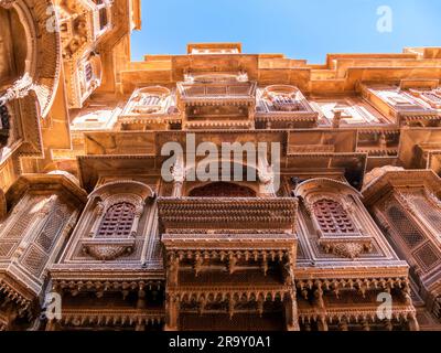 Heritage building also called as Haveli in The golden city of India ...