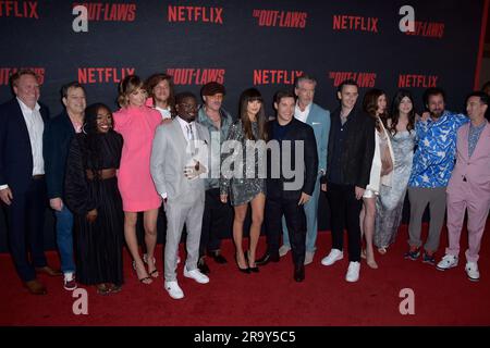 Isaac Horne, Allen Covert, Laci Mosley, Lauren Lapkus, Blake Anderson ...