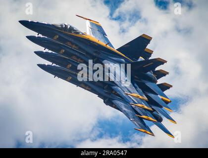 The amazing jets flying overhead Stock Photo - Alamy