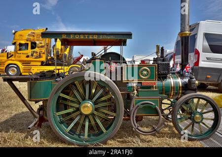 a model fairground traction engine Stock Photo - Alamy