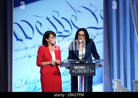 Moms for Liberty co-founders, Tiffany Justice and Tina Descovich ...