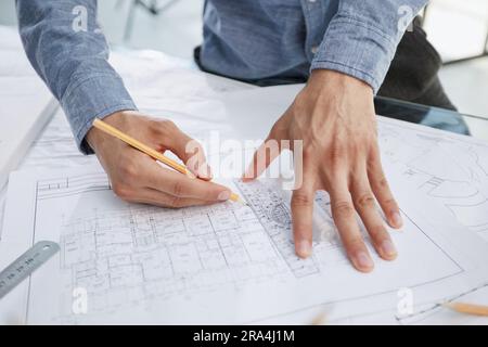 Engineer designs works according to drawings and collaborates in ...