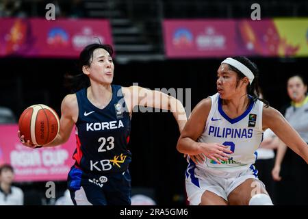 Sydney, Australia. 01st July, 2023. Saori Miyazaki (L) of Japan Women ...