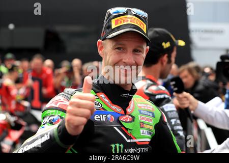 Kawasaki Racing rider Johnathan Rea leads the pack during the World SBK ...