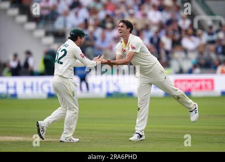 Travis Head of Australia celebrates after scoring a century during the ...