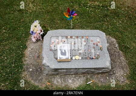 John Dillinger's Grave Crown Hilll Cemetery in Indianapolis, Indiana ...