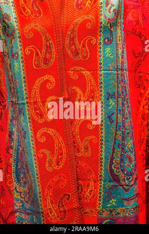 Colorful Turkish traditional Islamic Textiles Cloth, Grand Bazaar ...