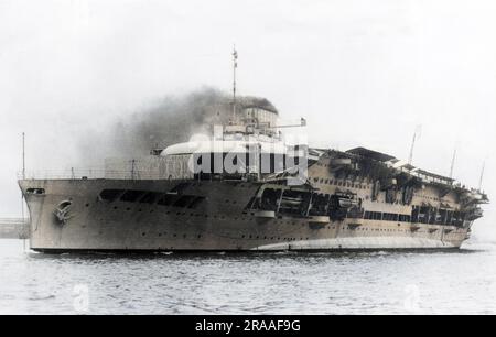 HMS Courageous WWI Stock Photo - Alamy