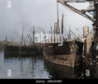 Food supply ships delivering to Western Front, WW1 Stock Photo - Alamy