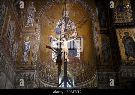 Apsidiole of San Paolo with Jesus on the cross at the Baroque Byzantine ...