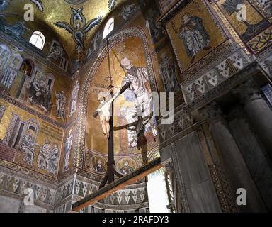 Apsidiole of San Paolo with Jesus on the cross at the Baroque Byzantine ...