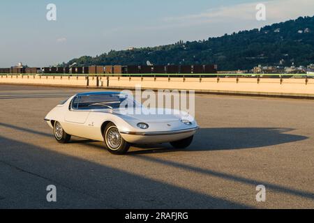 A 1963 Giugiaro Chevy Corvair Testudo (Chevrolet Testudo, also known as ...