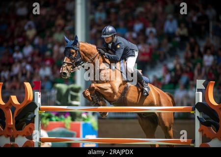 David Cameron of Australia competes in the Rolex Pan American Grand ...