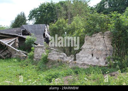 Collapsed roof and wall of old farmhouse - France Stock Photo - Alamy
