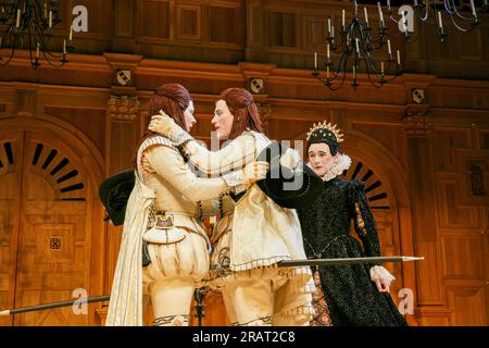 V/i - l-r: Samuel Barnett (Sebastian), Mark Rylance (Countess Olivia ...