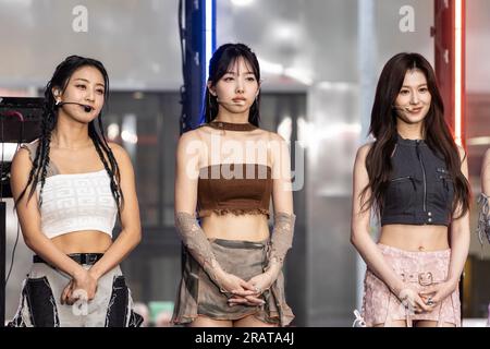 Im Na-Yeon known as Nayeon, Sana Minatozaki known as Sana, Kim Da-hyun ...
