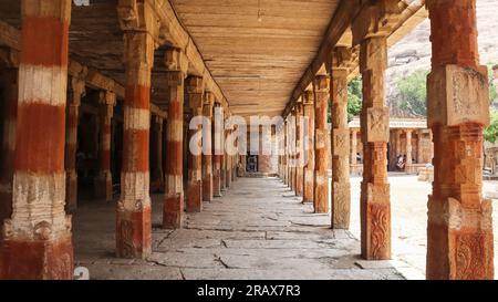 Carved Pillars of Mandapa of Arulmigu Kuduminathar temple, Chola Era ...