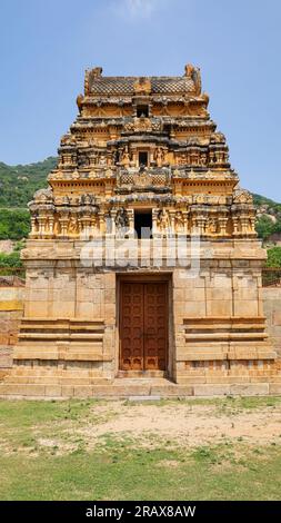 Gopuram of Sri Kottai Mariamman Temple, Sankagiri Fort, Salem ...