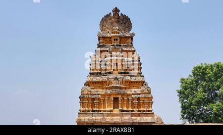 Gopuram of Sri Kottai Mariamman Temple, Sankagiri Fort, Salem ...