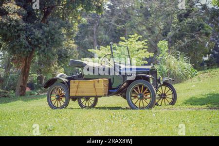 Black Ford Model T, produced from 1908 - 1927 ,oldtimer, classic car ...