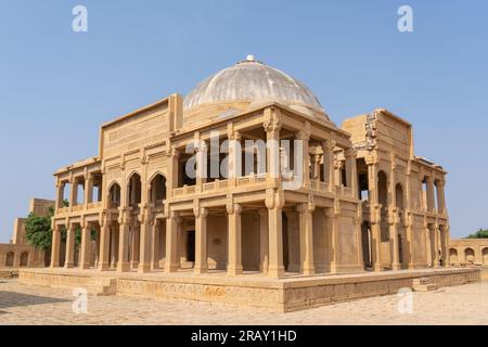 Beautiful mughal era carved sandstone tomb of Isa Khan Tarkhan II in ...