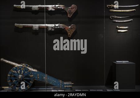 AMSTERDAM - An ornamental cannon, decorated with gold, silver and ...