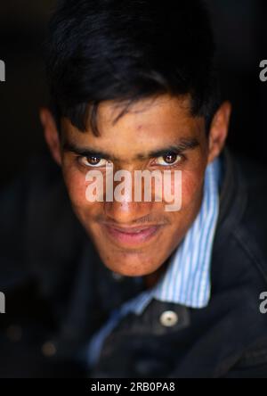 Portrait of a Gujjar Bakerwal man, Jammu and Kashmir, Yusmarg, India ...