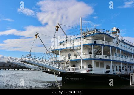 Paddle steamer San Francisco Belle at it's Pier 3 mooring with the San ...
