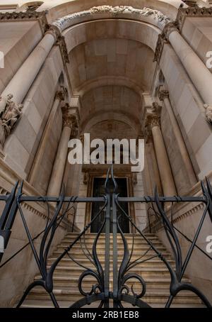 Temple of Jupiter, Diocletian's palace, Split, Croatia Stock Photo - Alamy