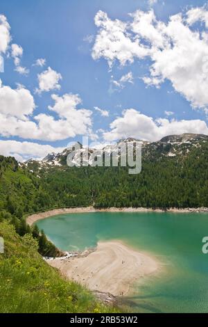 Ritom lake. quinto. priora valley. Switzerland Stock Photo - Alamy