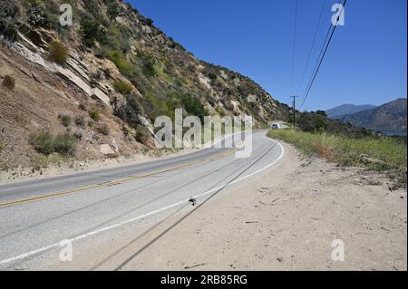 Mountain road passing through the Topatopa Mountains of Ventura County, California Stock Photo ...