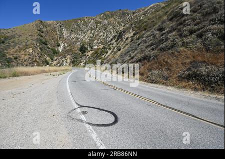 Mountain road passing through the Topatopa Mountains of Ventura County ...