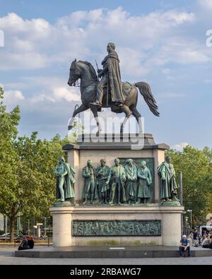 Equestrian statue in Cologne on a bright summer day Stock Photo - Alamy