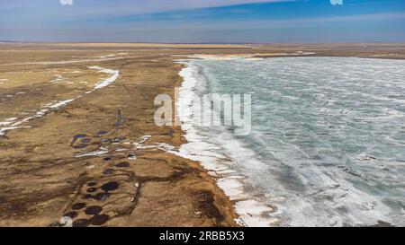 Aerial of lake Tengiz, Korgalzhyn Nature Reserve, UNESCO heritage site ...