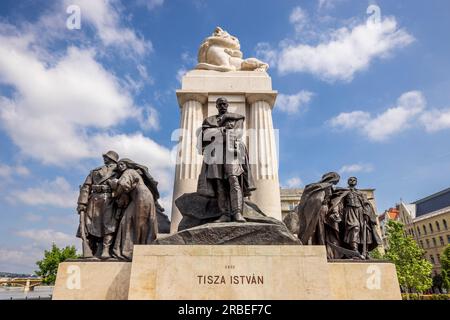 The Count Istvan Tisza monument next to the Hungarian Parliament ...