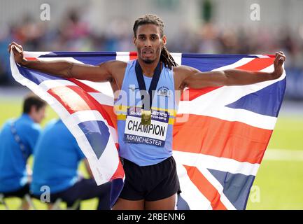 Alex Haydock-Wilson celebrates his gold medal after winning the men’s ...
