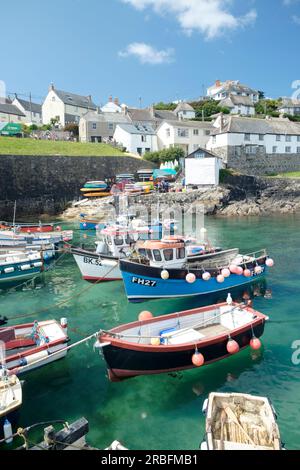 High tide at Coverack on the Lizard Peninsula cornwall UK Stock Photo ...
