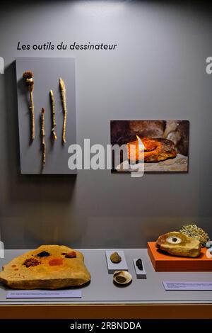 France, Lot (46), Cabrerets, Pech Merle Cave, Prehistory Center Stock ...